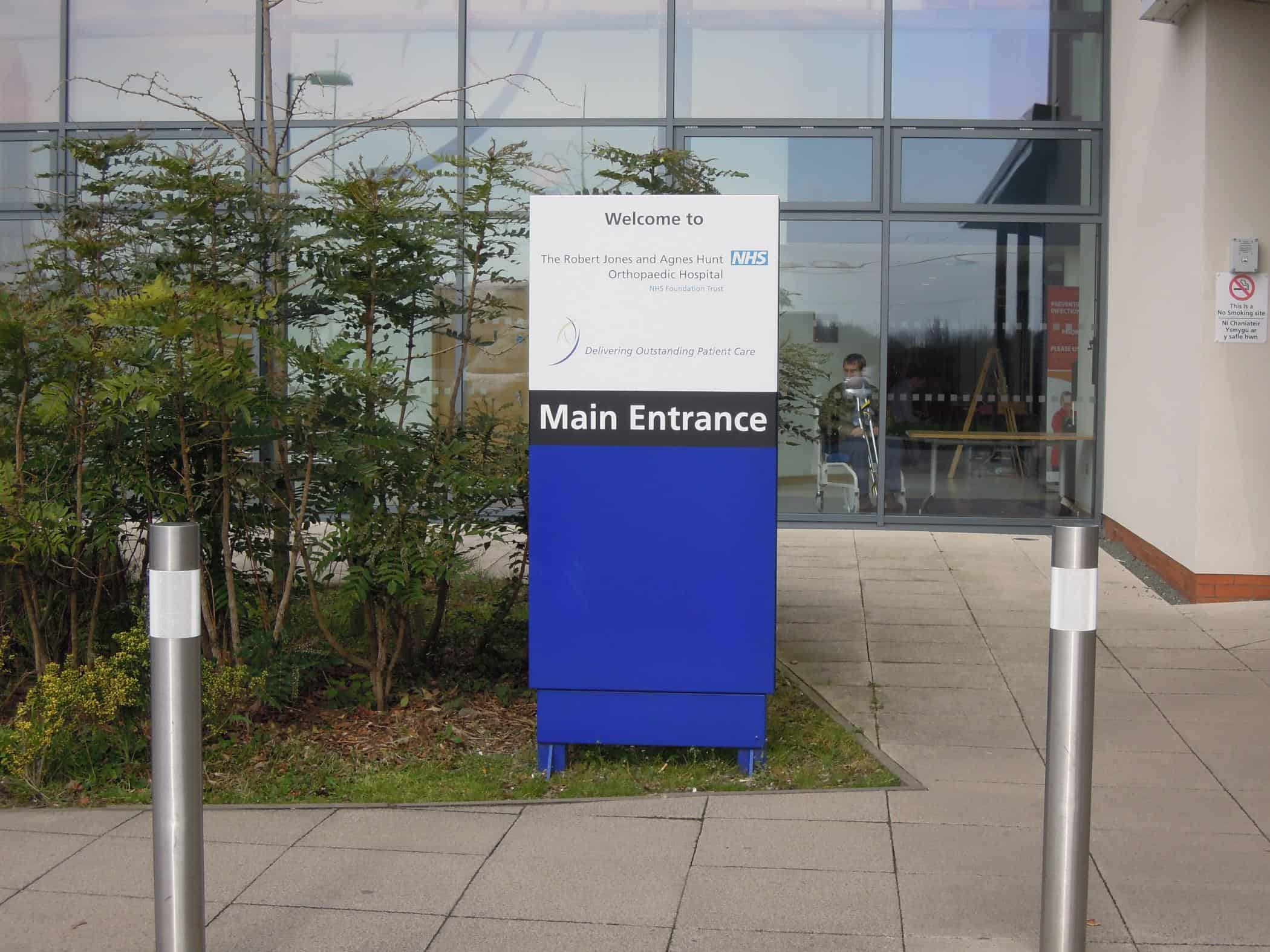 Bespoke Signage - Signscape and Signconex